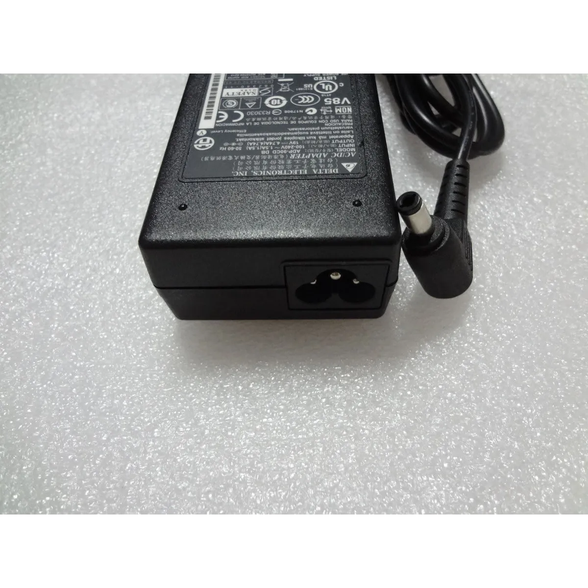 Diğer Delta ADP-90SB BB 5.5x2.5mm Adaptör | 90W | Dünya Grup